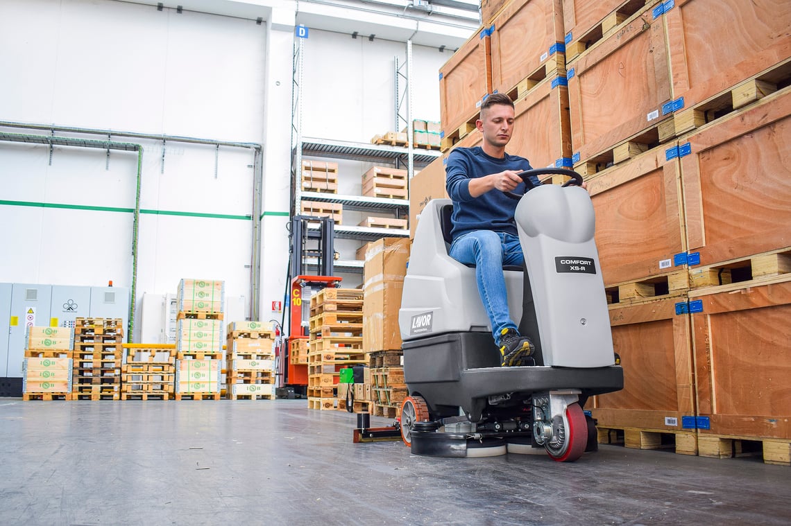 The Advantages of Scrubbing Machines - Columbus UK, Darlington Office Based